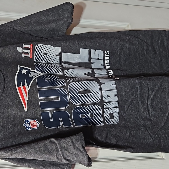 Fanatics | Shirts | Nfl Pro Line Patriots Super Bowl Champs T Shirt ...